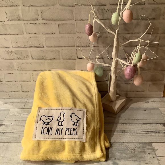 Rae Dunn | Holiday | Rae Dunn Love My Peeps Easter Throw | Poshmark
